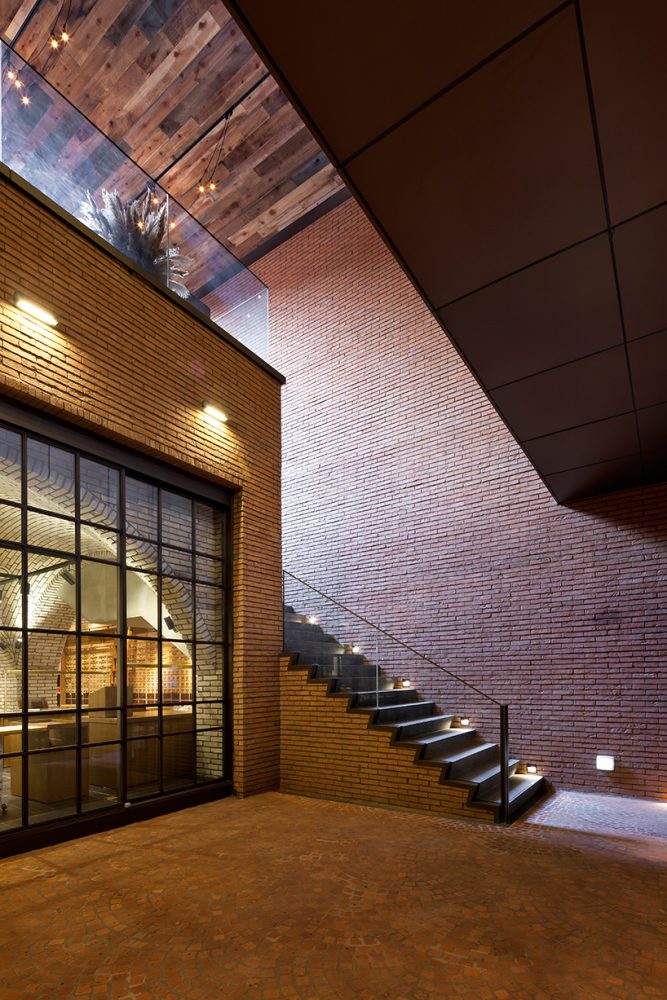 TRU architects designs '0914' flagship store as co-working village in seoul