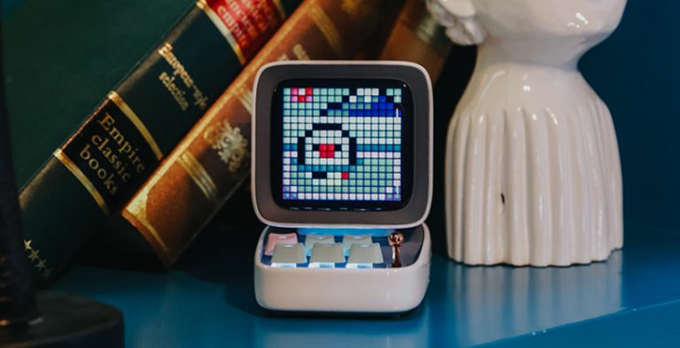 this is ditoo, a retro pixel art portable speaker