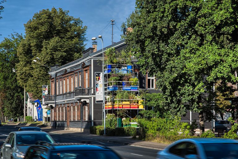 design studio annvil realizes the first experimental urban vertical ...