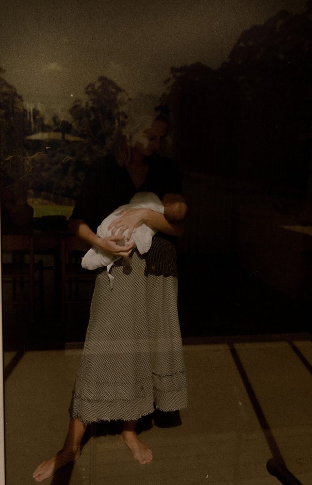 australian artist lisa sorgini captures mothers and children in quarantine