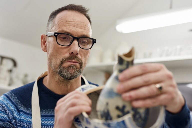 bouke de vries on repurposing broken ceramics into fragmented porcelain ...