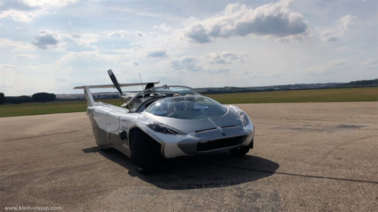 klein vision releases video of the maiden flight of its transforming AirCar