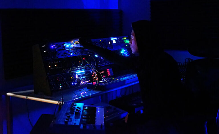 audiovisual artist 0010x0010 & xumiiro gallery immerse audiences at home