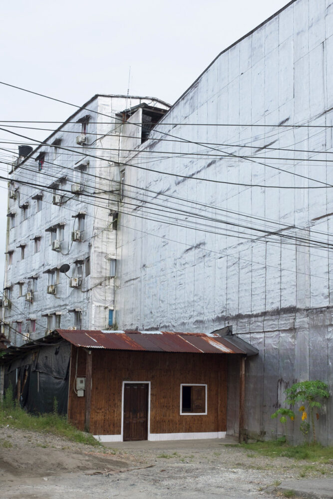 Kurt Hollander Captures Shimmering Architecture In The Rainforest City