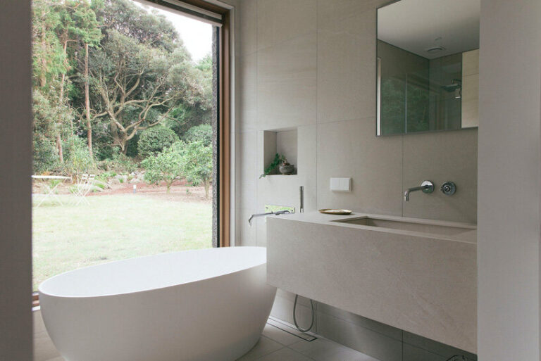 Z_lab completes linear guest house 'soyosorim' in south korea's jeju island