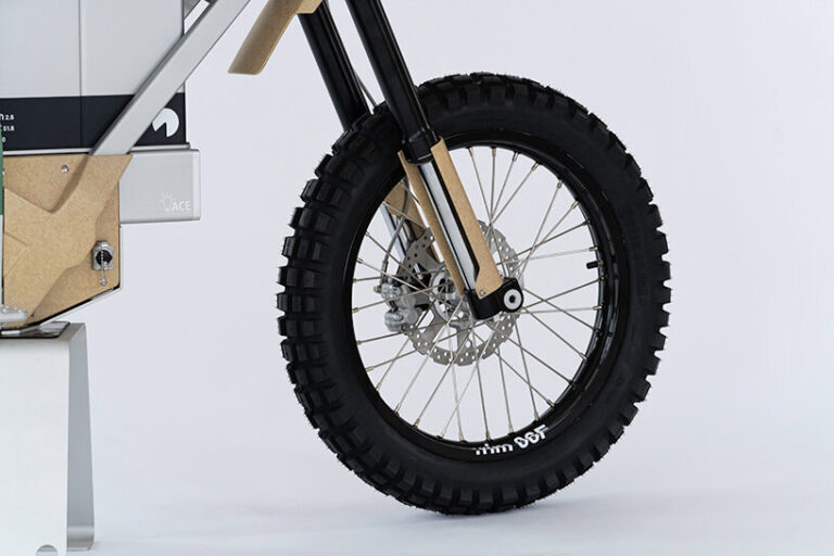 the CAKE kalk AP is a solar powered anti-poaching electric motorbike