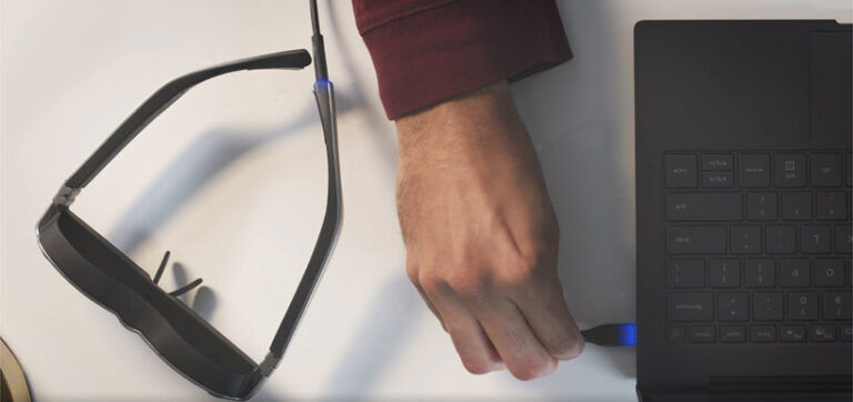 qualcomm's AR 'smart viewer' lets you free your desk with virtual screens