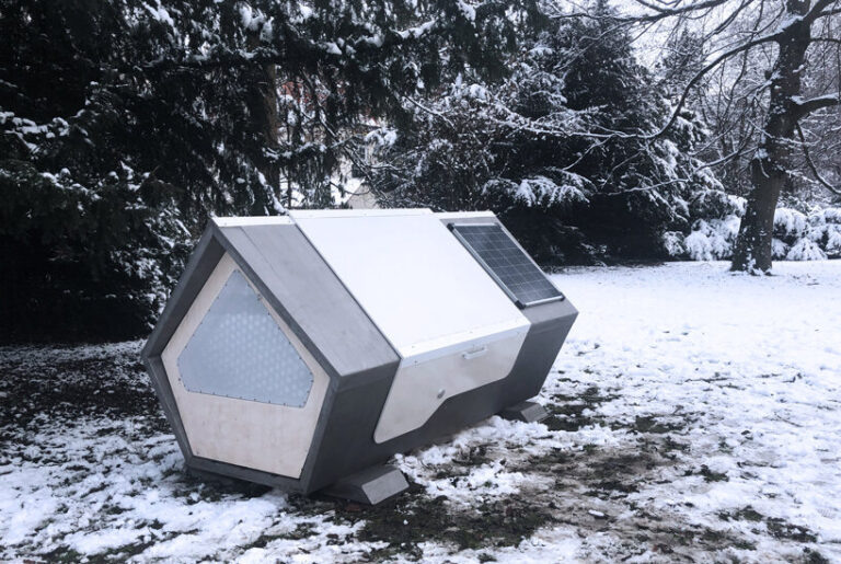 ulmer nest is a solar-powered shelter to protect homeless people in winter