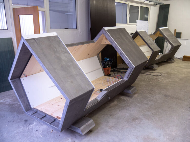 ulmer nest is a solar-powered shelter to protect homeless people in winter