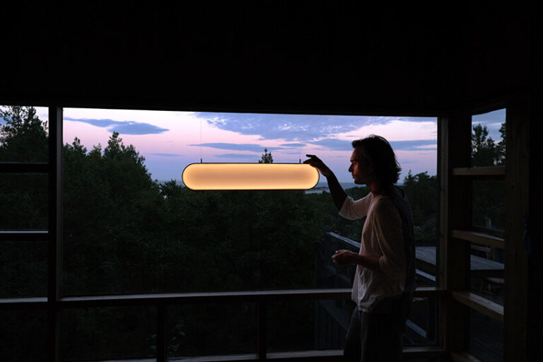 meet 'sunne', a self-powered ambient solar light that captures the hues ...