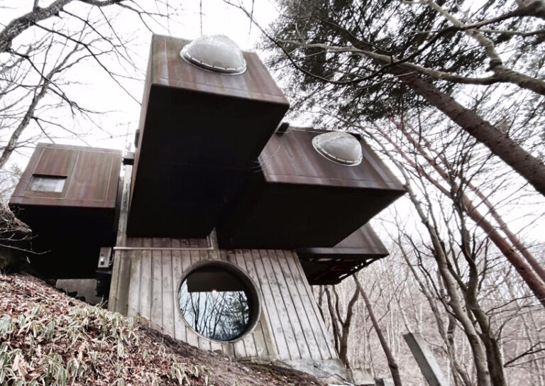 kisho kurokawa's metabolist 'capsule house K' from the 1970s to be ...