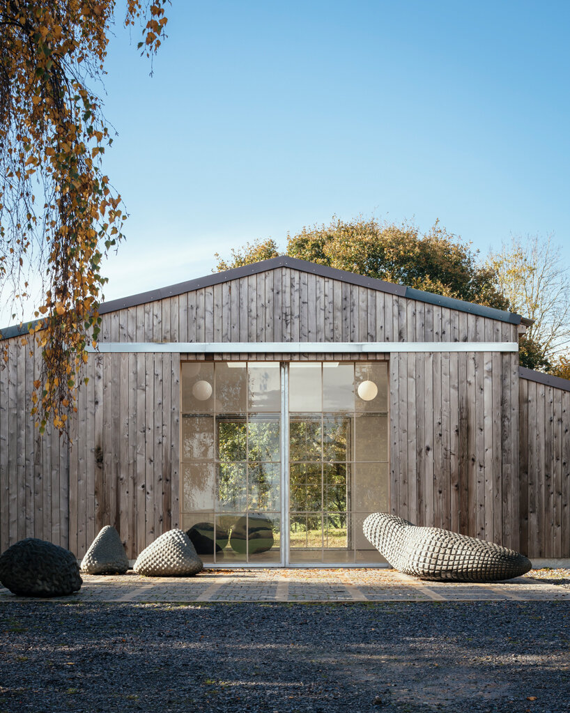 thomas randall-page designs a studio for his sculptor father in rural devon
