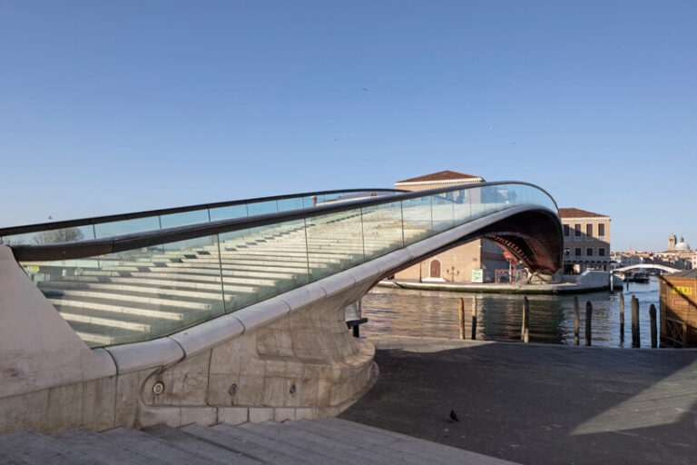 map surveys modern venice architecture, from carlo scarpa to tadao ando