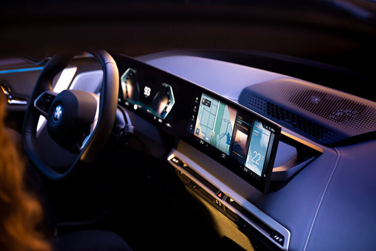 BMW iX debuts all-new intelligent, multisensorial idrive user experience