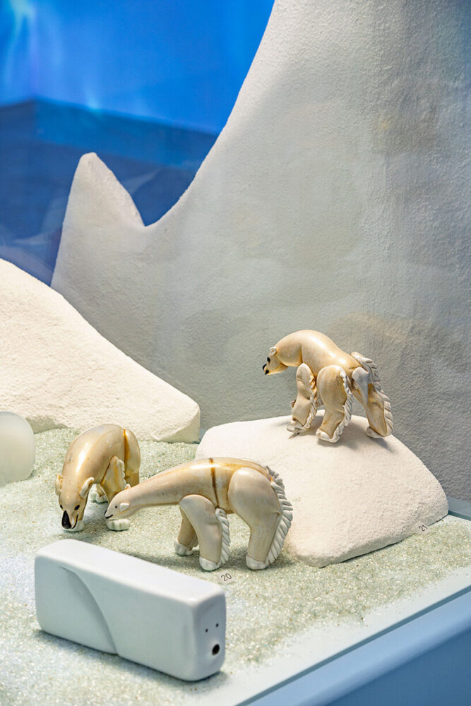 the glass ark, an exhibition featuring pierre rosenberg's glass animal ...