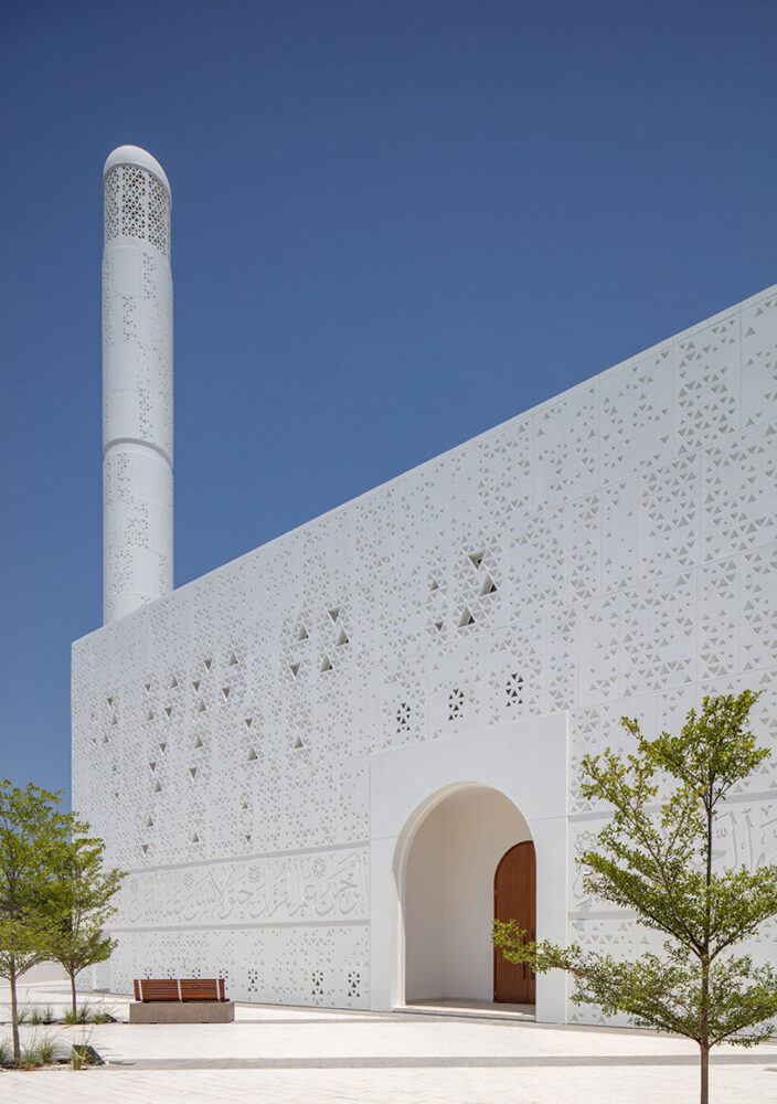 reinterpreted islamic patterns and triangulated geometry clad dabbagh ...