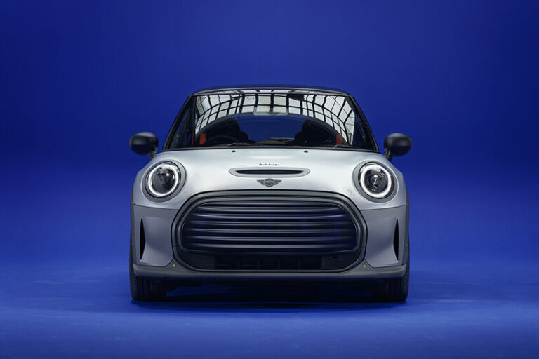paul smith designs one-off MINI STRIP car to maximize material reduction