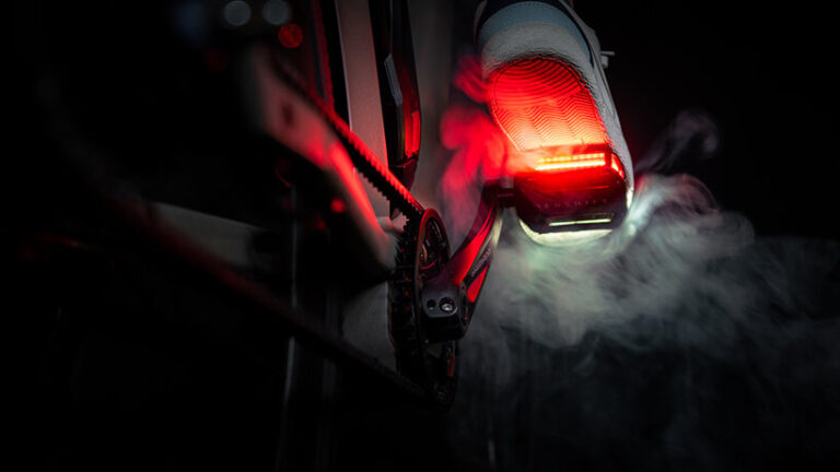 smart LED bike pedals pop up to keep you safe while riding
