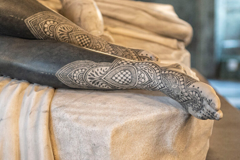 fabio viale's monumental tattooed marble sculptures take over turin