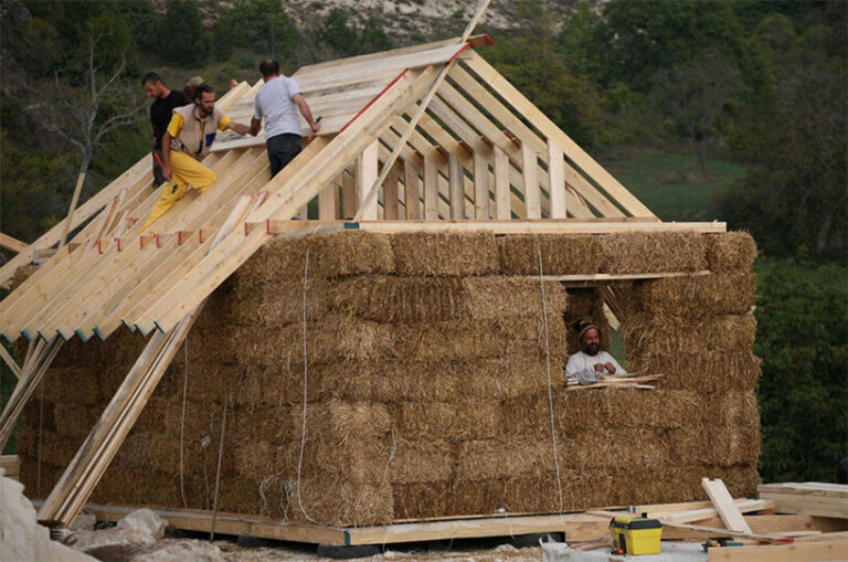 straw houses are the new ecological trend in france