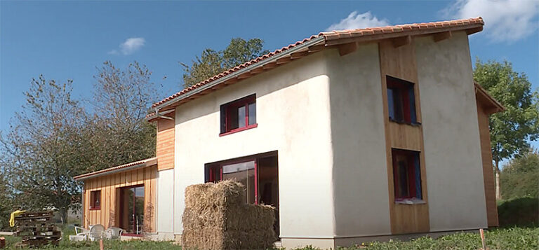 straw houses are the new ecological trend in france
