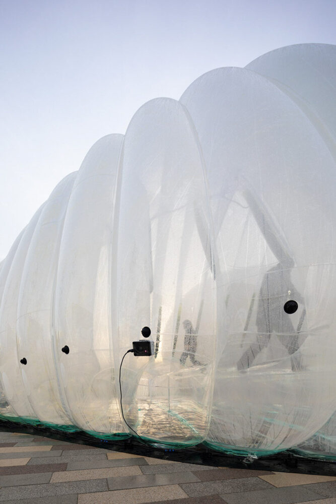 ecoLogicStudio erects inflatable air-purifying eco-machine at COP26