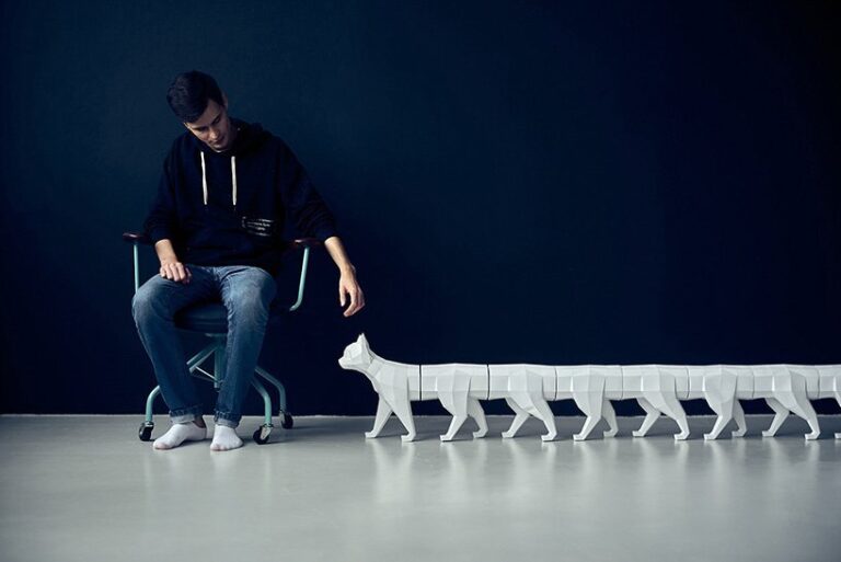 INDIE CAT is a paper sculpture that can reach up to 100 meters