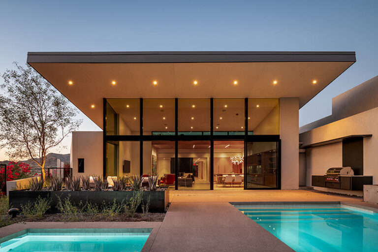 studio 180 degrees design+build veils a home into arizona's red mountains