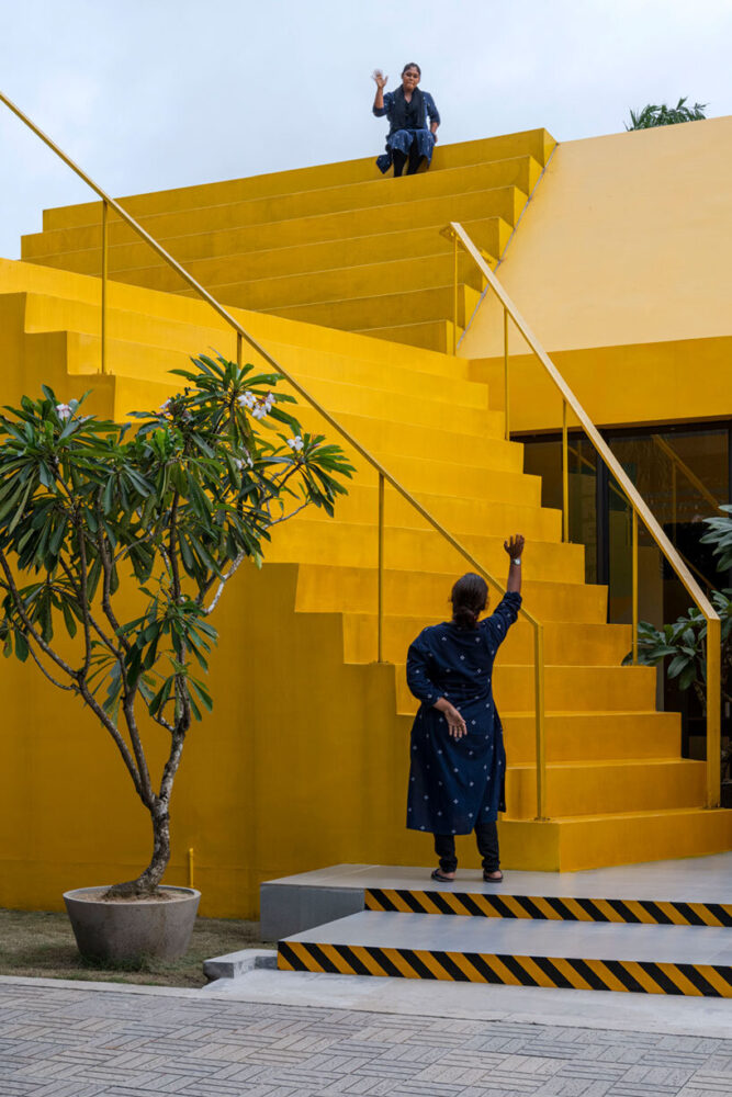 abin studio offers happyworks for remote workers without a home office