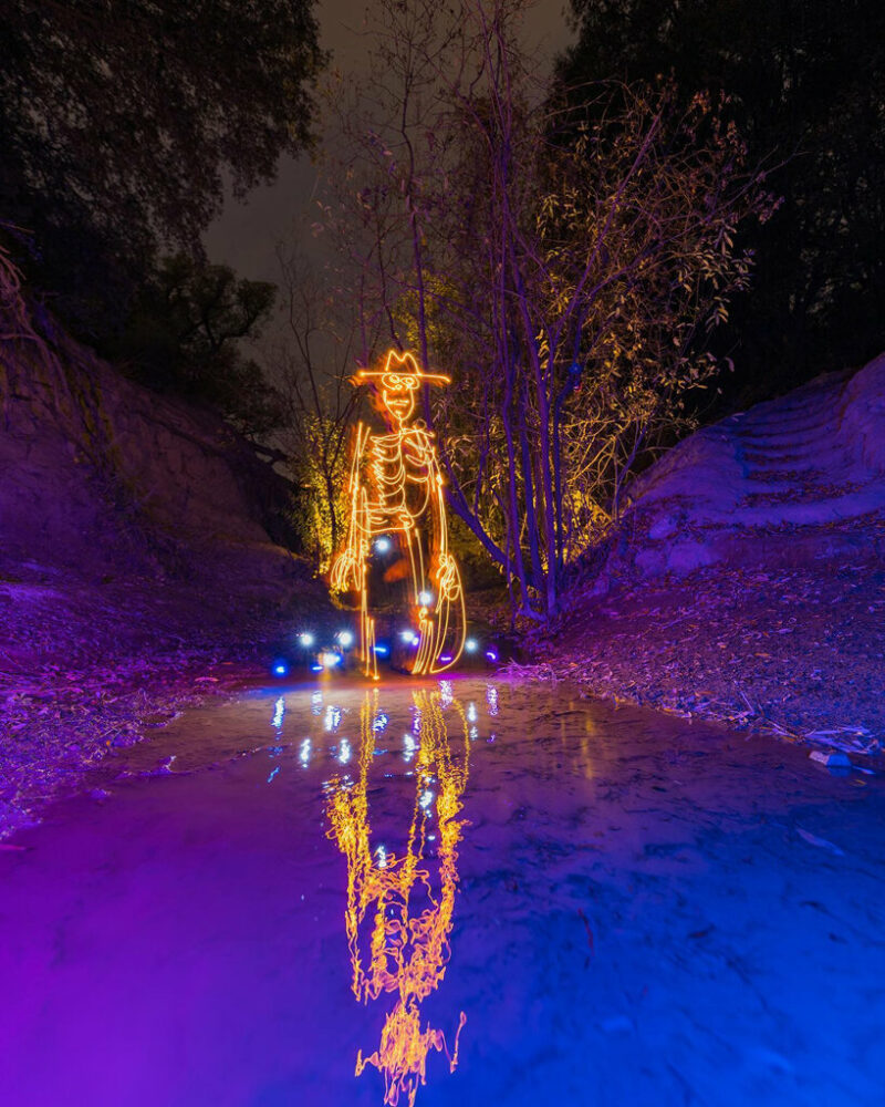 DARIUSTWIN's stop motion western is made from over 600 light paintings