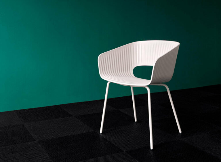 meet marée, a sea inspired chair collection made of 100% recycled plastic