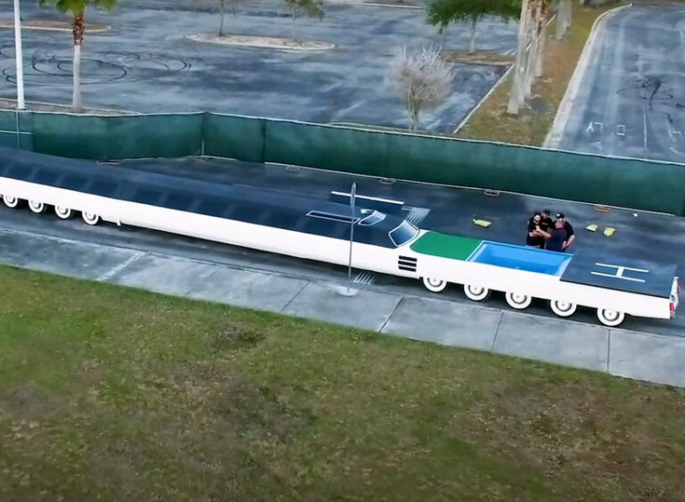 100-feet world’s longest car complete with a swimming pool, golf course ...