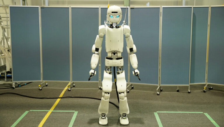 kawasaki unveils rideable robotic ibex at international robot exhibition