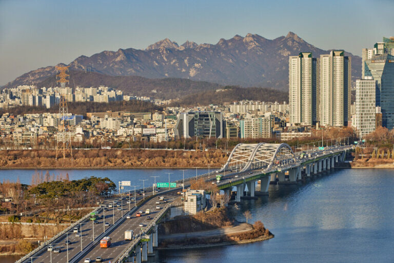 K-pop headquarters by UNStudio take shape as an urban speaker in seoul