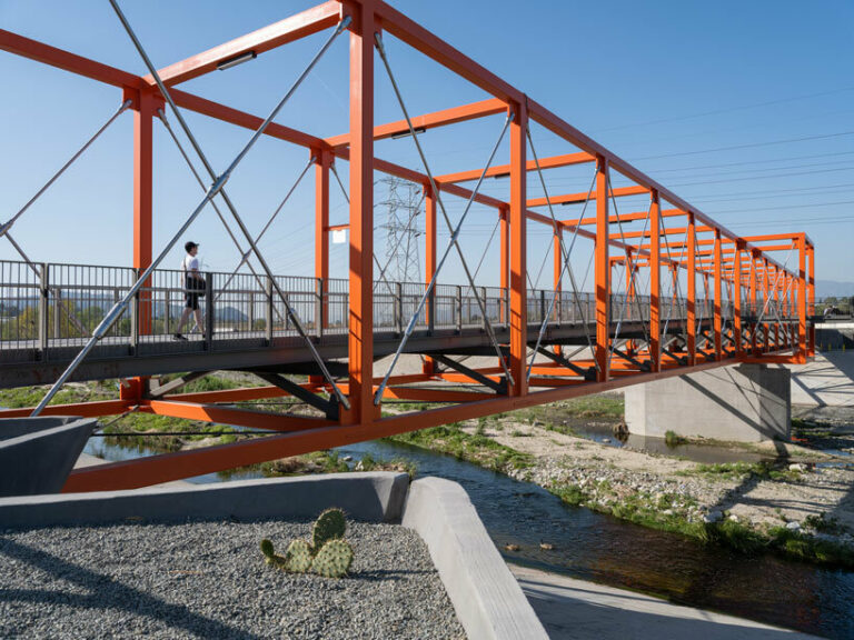 orange 'rumblefish' bridge designed by SPF:architects opens in LA