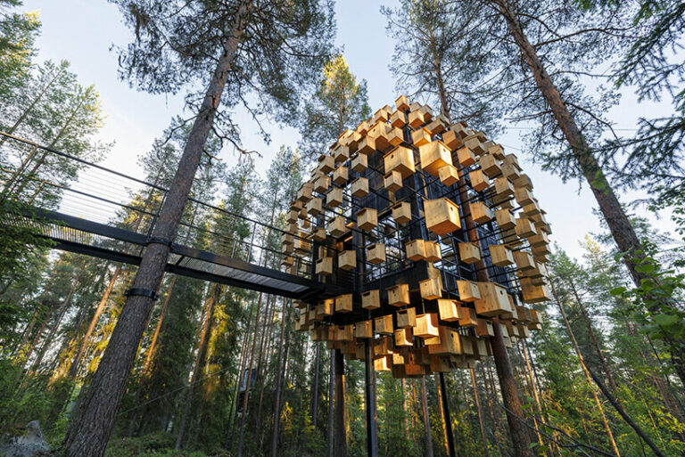 bjarke ingels' 'biosphere' treehouse hotel floats among 350 birdhouses