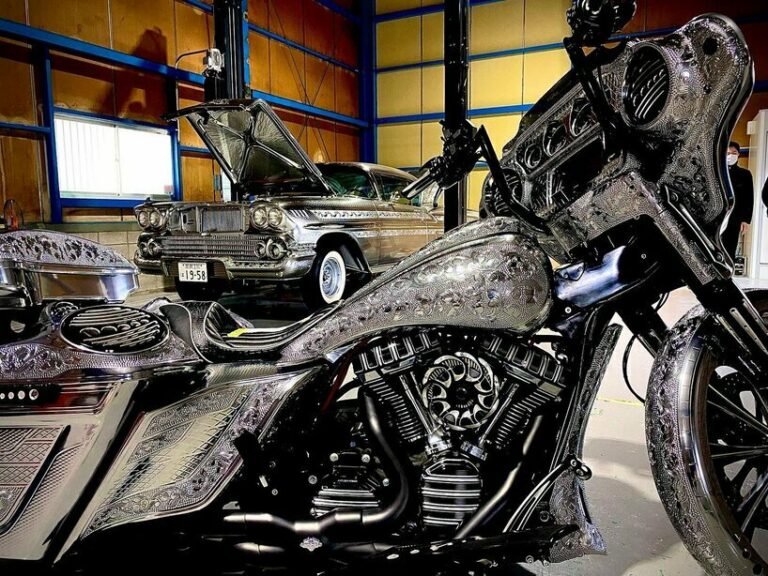 harley davidson with fully engraved metallic body takes tokyo auto ...