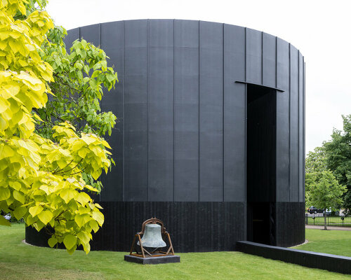 serpentine pavilion 2022: first look of theaster gates' black chapel