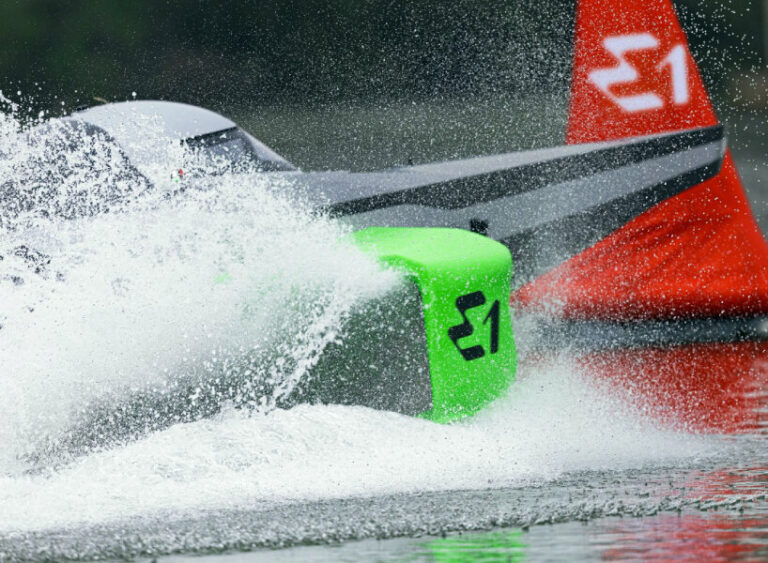 all-electric ‘racebird’ is a flying racing boat with cooling and ...