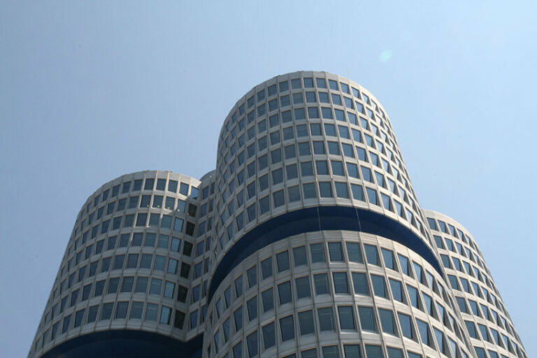 BMW headquarters marks 50 years of history making architecture | ARCHCOD