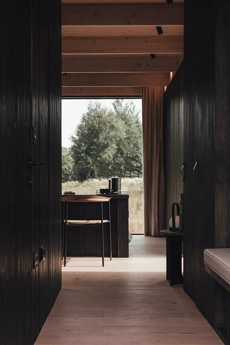 aylott + van tromp's cabin adapts to any hospitality requirements