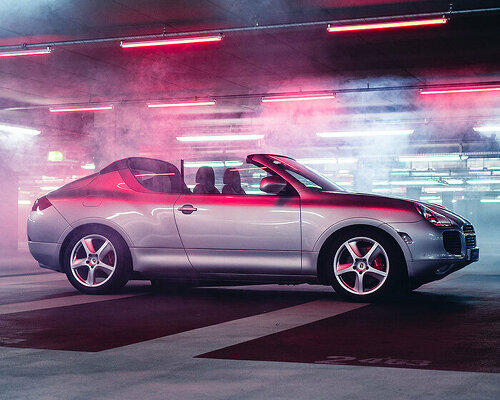 porsche introduces macan compact SUV