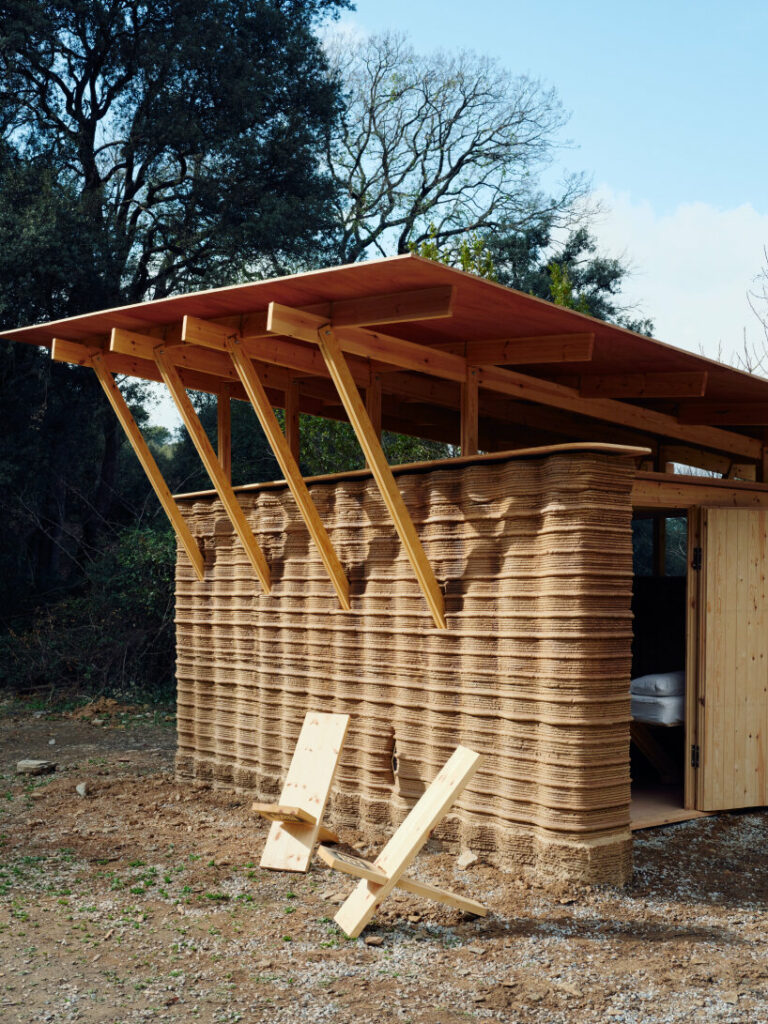 IAAC constructs 3D-printed building in spain using earth, aloe, egg ...