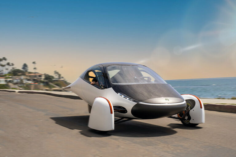 aptera 'gamma' solar electric vehicle at fully charged LIVE 2022