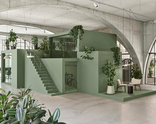 staircase by atmos studio