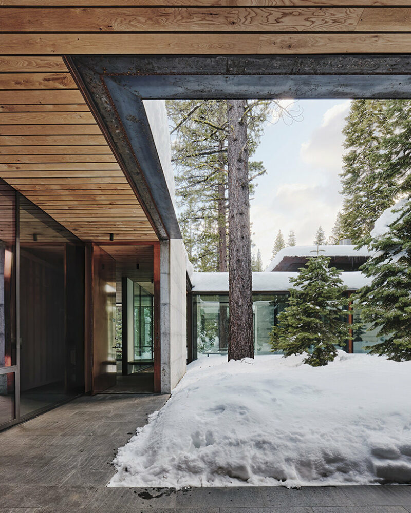 olson kundig's analog house weaves among wooded california site