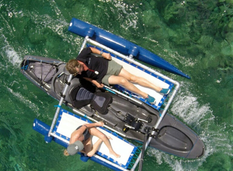 rechargeable ‘PEDAYAK electric’ fuses kayak with paddle boat, side ...