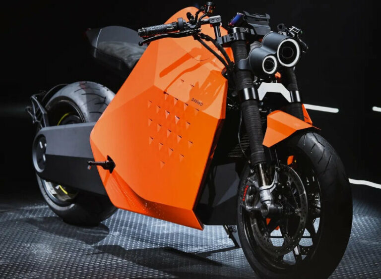 self-balancing davinci DC100 robotic electric motorcycle at CES 2023
