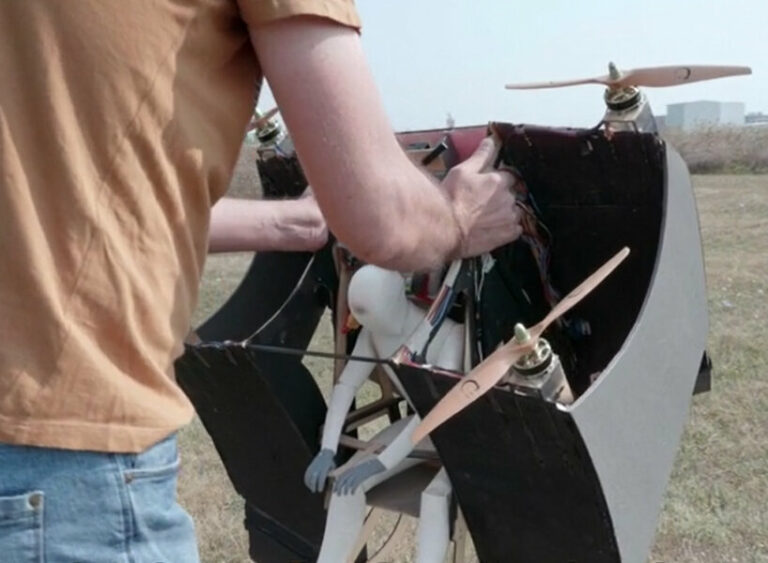 easy-to-fly, concept VTOL 'mad bat' cruises fast in air with quad ...