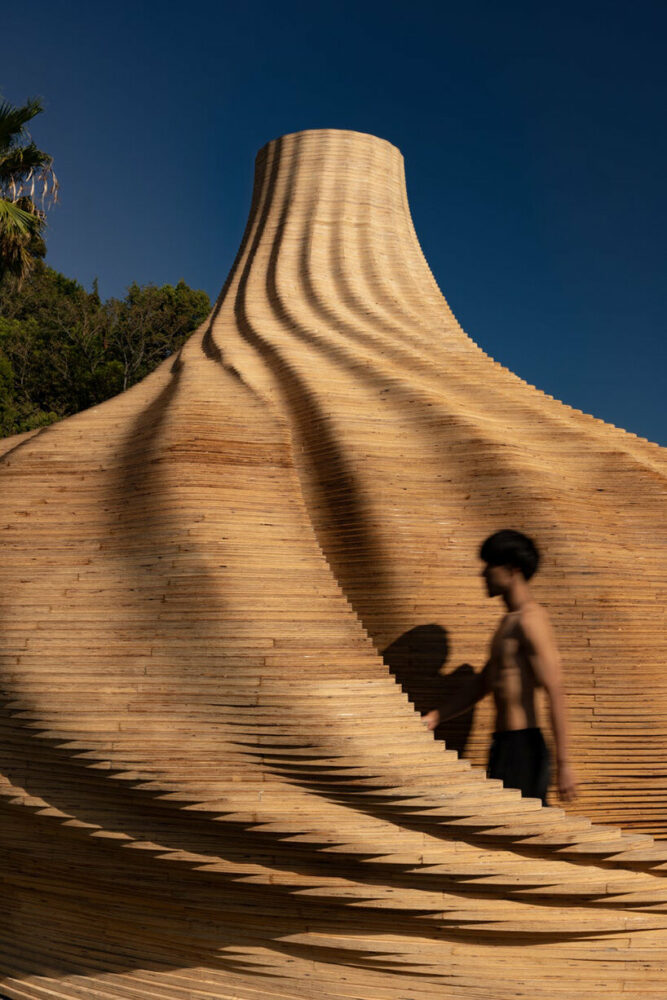 step inside kengo kuma's seashell-inspired 'SAZAE' sauna